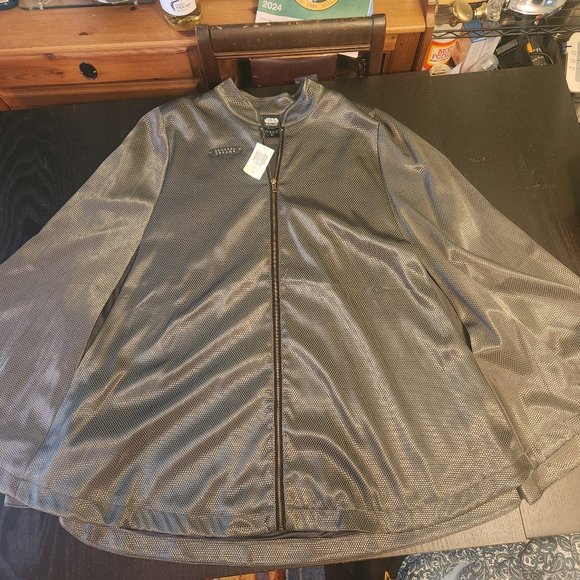 Her Universe | Jackets & Coats | Star Wars Grey General Organa Cape ...